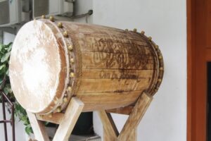 8 Contoh Alat Musik Membranofon serta Jenis & Asal Daerah