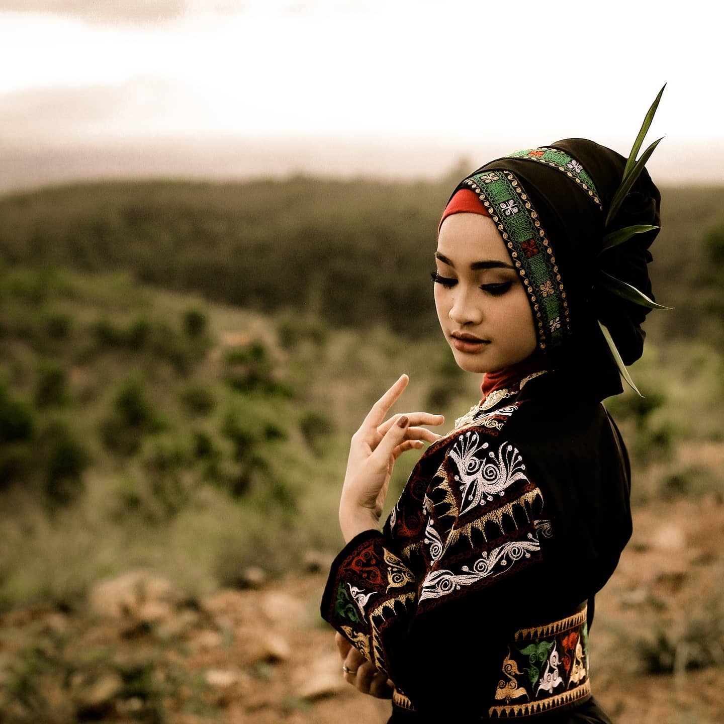 10+ Pakaian Adat Aceh: Makna, Keunikan, dan Penggunaannya